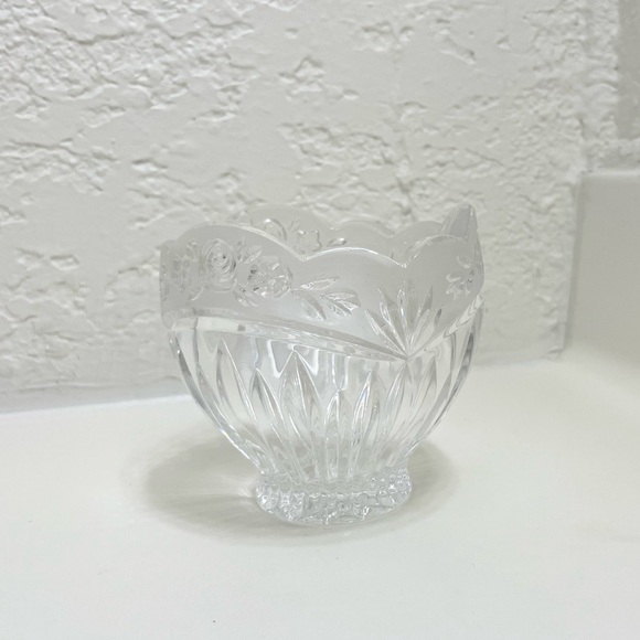Oneida | Dining | Vintage Oneida Southern Garden Floral Rose Cut ...